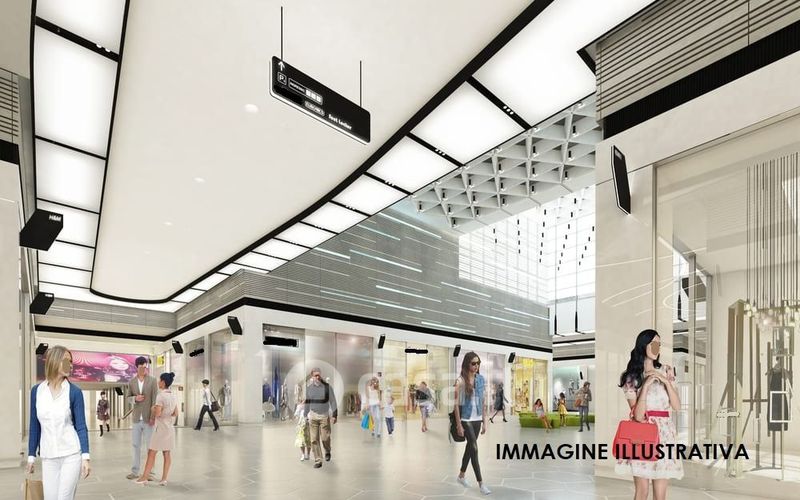 Locale commerciale in Affitto in Via di Prato a Calenzano - 160mq - Casa.it