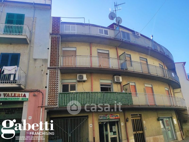Trilocale in Vendita in Via Umberto I° 145 a Gioiosa Marea - 53mq - Casa.it