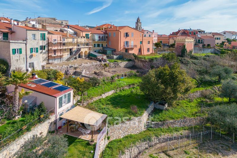 Case in nuove costruzioni in vendita a Finale Ligure in zona Gorra ...