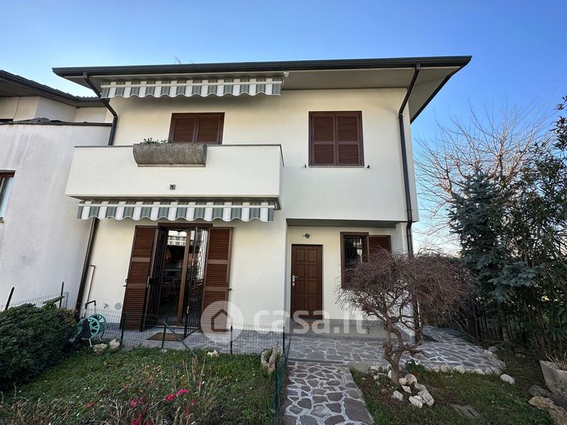 Case in vendita a Pessano con Bornago - Casa.it