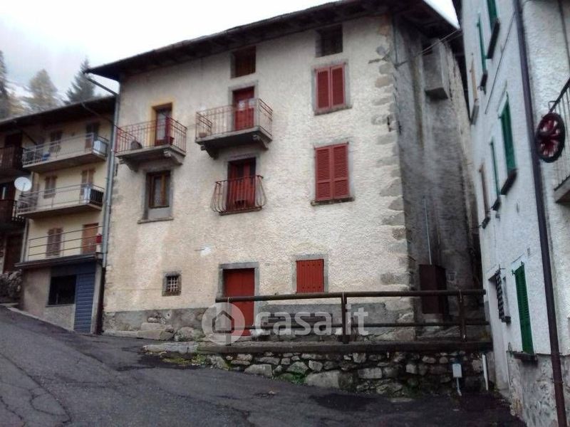 Case indipendenti in vendita a Foppolo in zona Centro - Casa.it