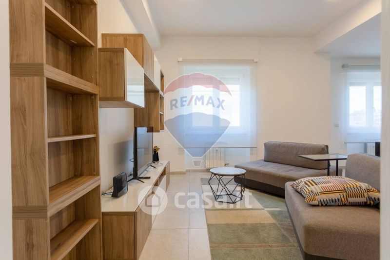 Trilocale in Vendita in Via Valgia Silvilla 34 a Roma - 109mq - Casa.it