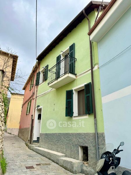 Case indipendenti in vendita a Pontedassio in zona Villa Guardia-Villa ...