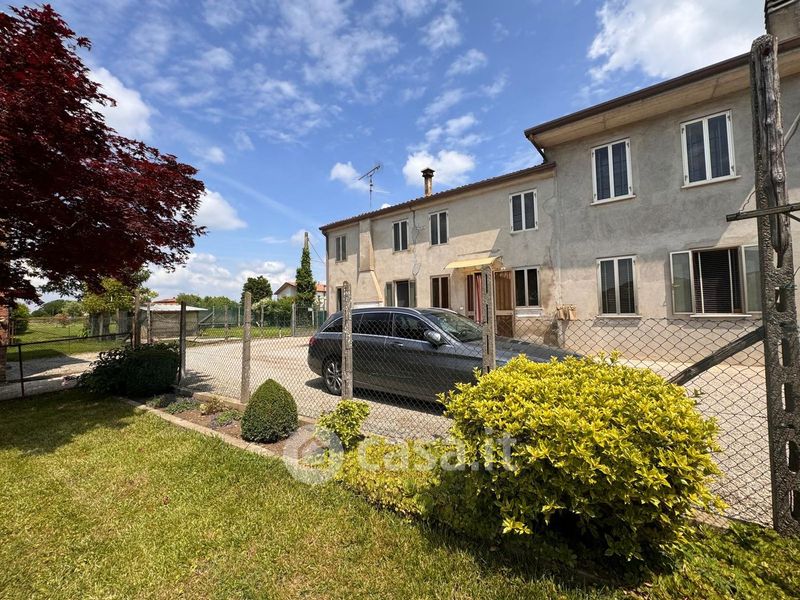 Casa indipendente in Vendita in SP 42 a Legnago - 160mq - Casa.it