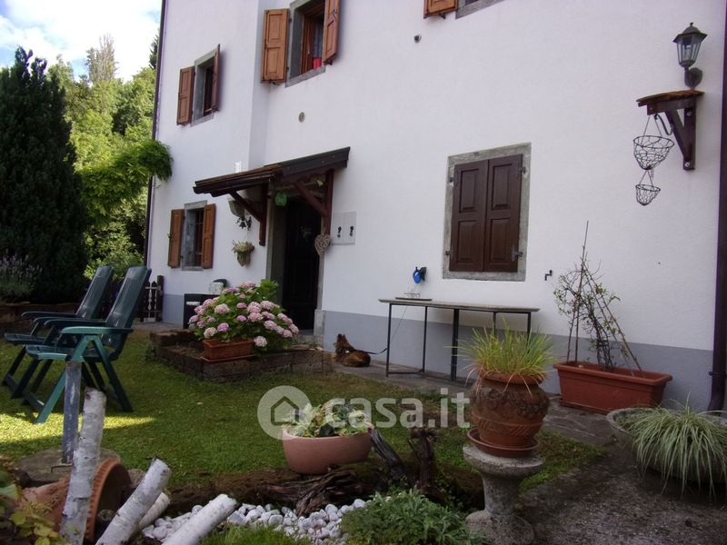 Case in vendita a Ovaro in zona Liariis - Casa.it