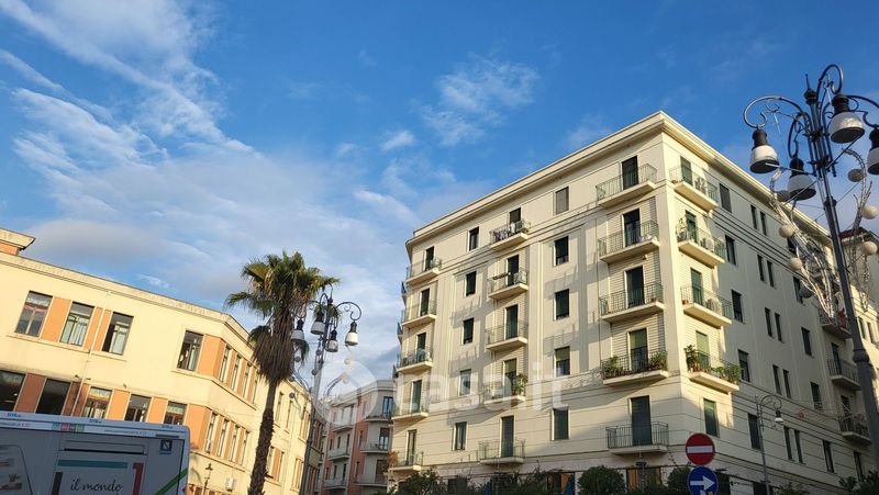 Trilocale in Vendita in Via Alberto Pirro 2 a Salerno - 85mq - Casa.it