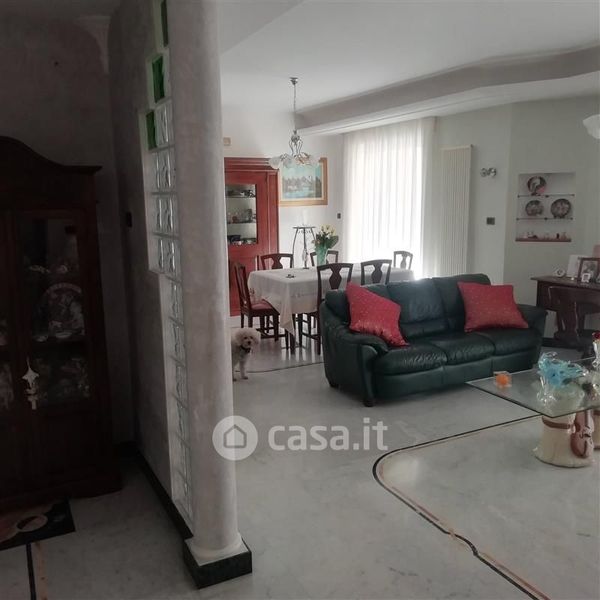 Appartamento in Vendita in Via Pio XII a Casoria - 170mq - Casa.it