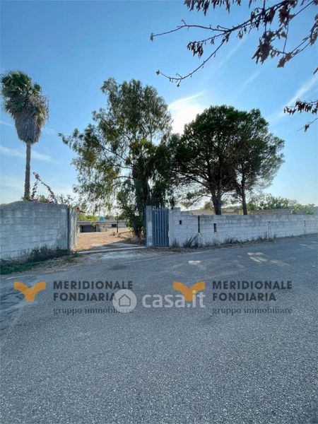 Immobili e Attività commerciali in vendita a Lecce in zona Merine ...