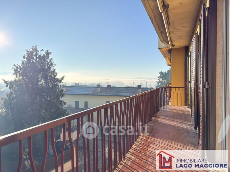 Trilocale in Affitto in Via Cavalieri di Vittorio Veneto a Angera ...