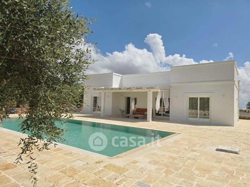 Villa in Vendita in Strada Provinciale 16 a Ostuni - 150mq - Casa.it