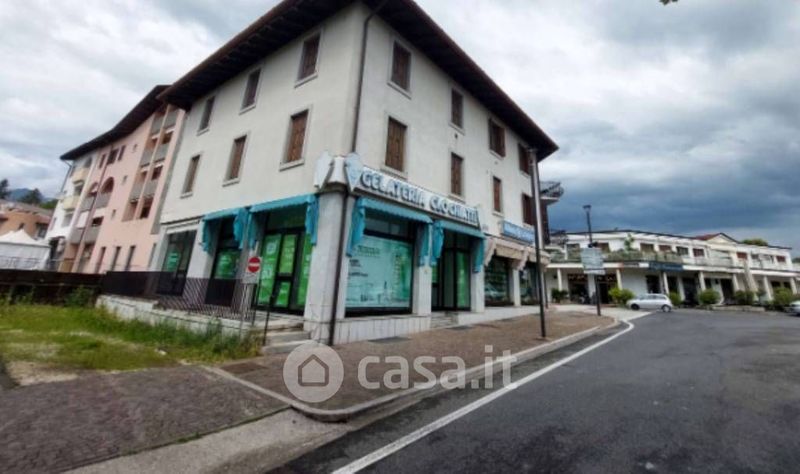 Trilocale in Vendita in Viale Olinto Marinelli a Tarcento - 105mq - Casa.it