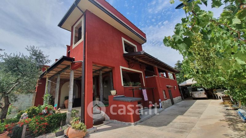 Case bifamiliari, trifamiliari in vendita a Morolo in zona Cerquotti ...