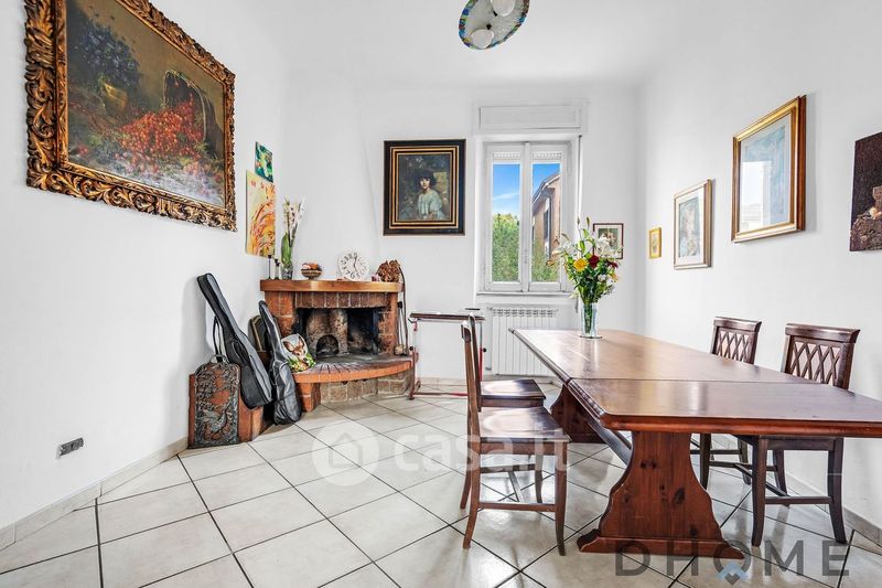 Trilocale in Vendita in Via Veglia a Milano - 130mq - Casa.it