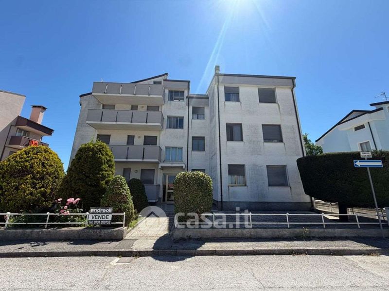 Appartamento in Vendita in zona Centro a Morro d'Alba - 102mq - Casa.it