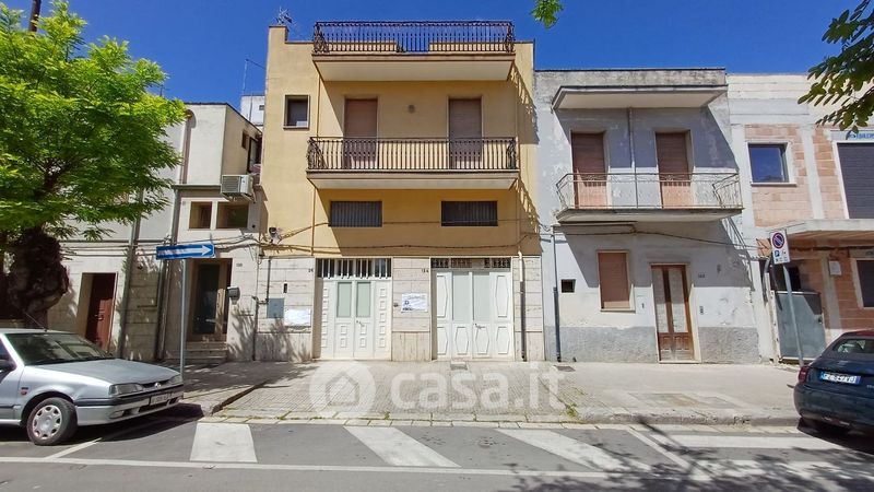 Casa indipendente in Vendita in Via Francesco Baracca 126 a Francavilla ...