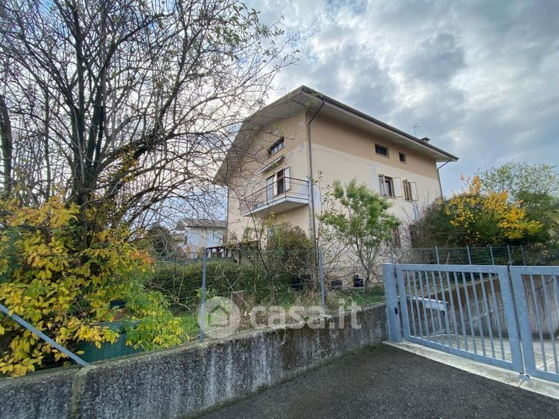 Case con riscaldamento in vendita a Campoformido in zona Basaldella ...