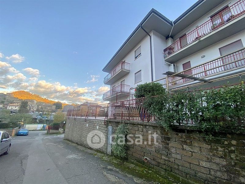 Quadrilocale in Vendita in Via Guido Rossa a Genazzano - 100mq - Casa.it