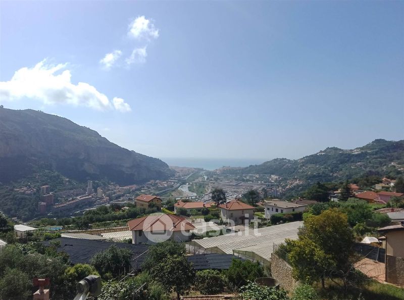 Case in vendita a Ventimiglia in zona Seglia San Bernardo - Casa.it