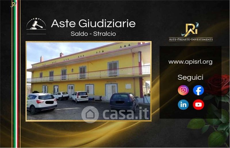 Quadrilocale in Vendita in Via del Littorio 26 -48 a Carinola - 210mq ...