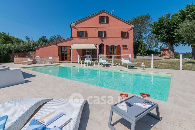 Villa in Vendita in Strada del Breccioncino a San Costanzo - 290mq ...