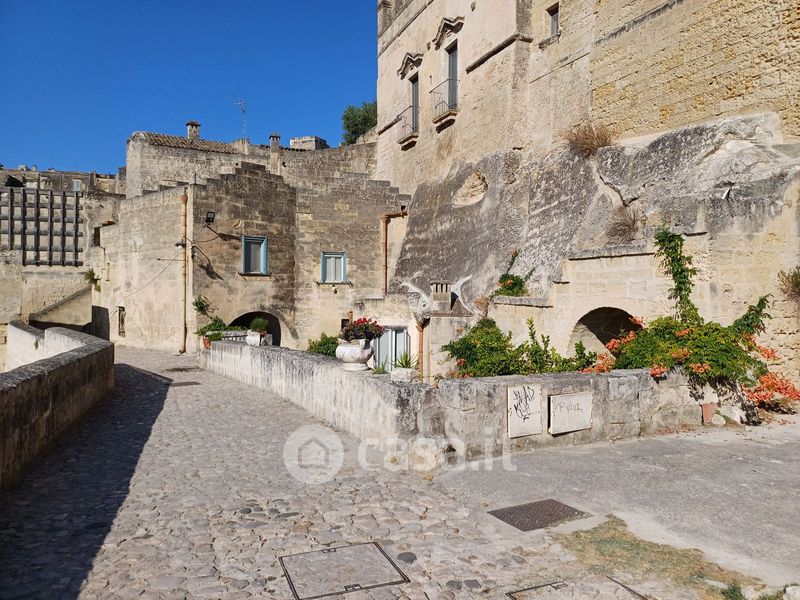 Villa in Vendita in Via Muro 28 a Matera - 470mq - Casa.it
