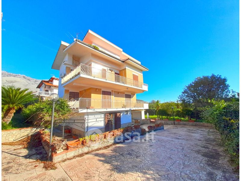 Case in vendita a Formia - Casa.it