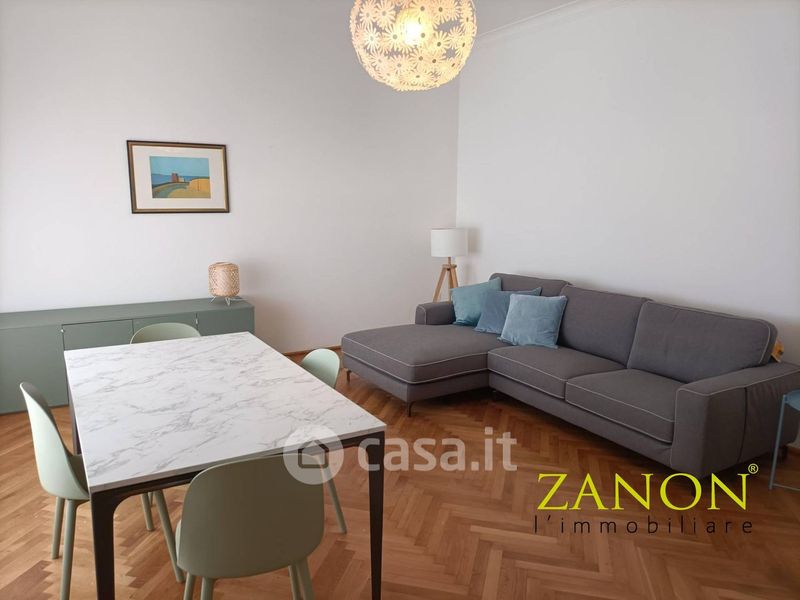 Appartamento in Affitto in Piazza della Vittoria 32 a Gorizia - 120mq ...