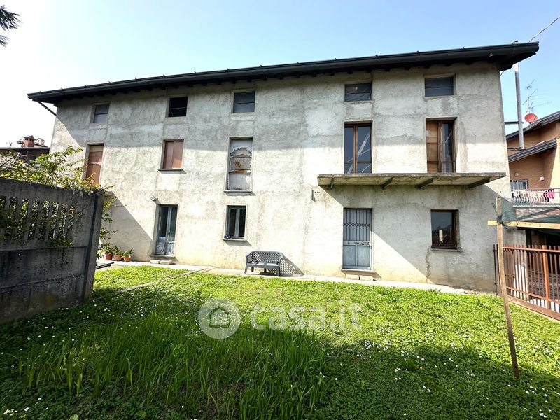 Case in vendita a Merone in zona Moiana - Casa.it