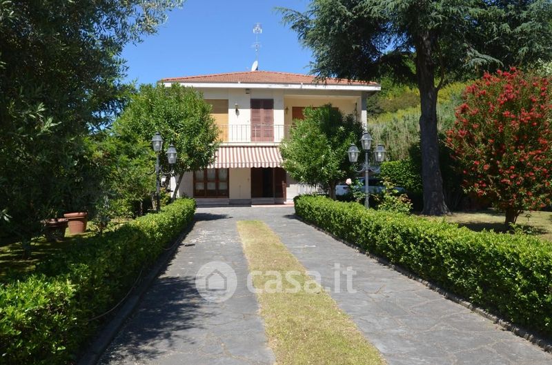 Villa in Vendita in zona Filettole a Vecchiano - 300mq - Casa.it