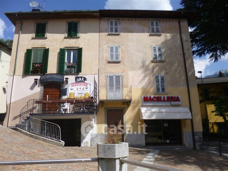 Quadrilocale in Vendita in zona Centro a Branzi - 100mq - Casa.it