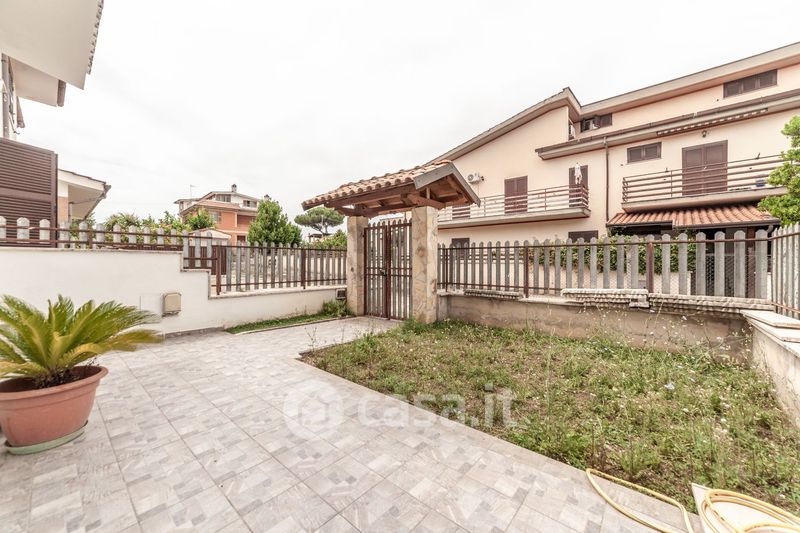 Villetta a schiera in Vendita in Strada di Paterno 49 a Tivoli - 170mq ...