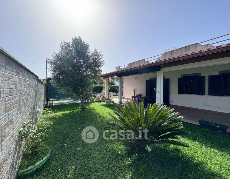 Case bifamiliari, trifamiliari in vendita a San Felice Circeo in zona ...