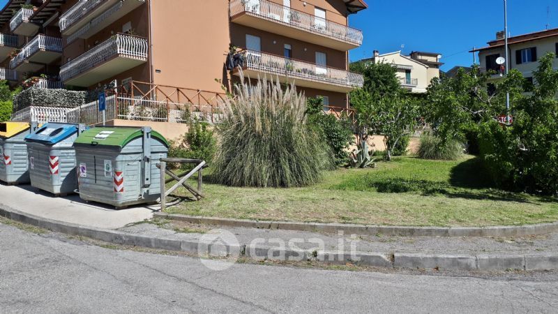 Capannoni in vendita a Perugia in zona Casaglia-Pretola, Montelaguardia ...