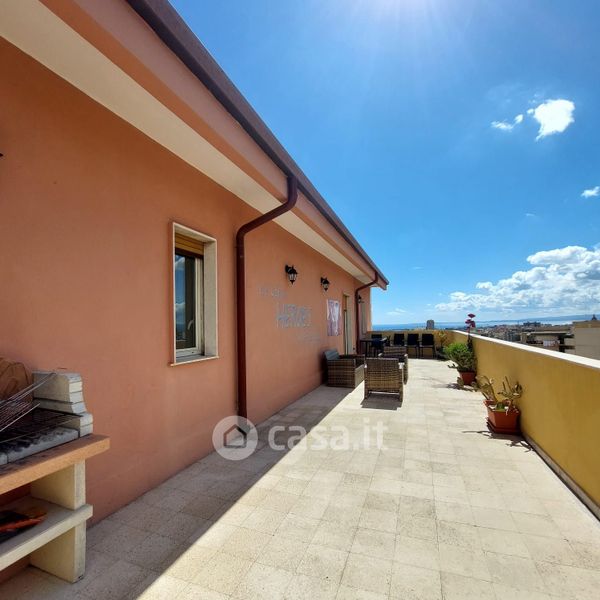 Attico, mansarda in Vendita in Via Calatabiano a Catania - 90mq - Casa.it