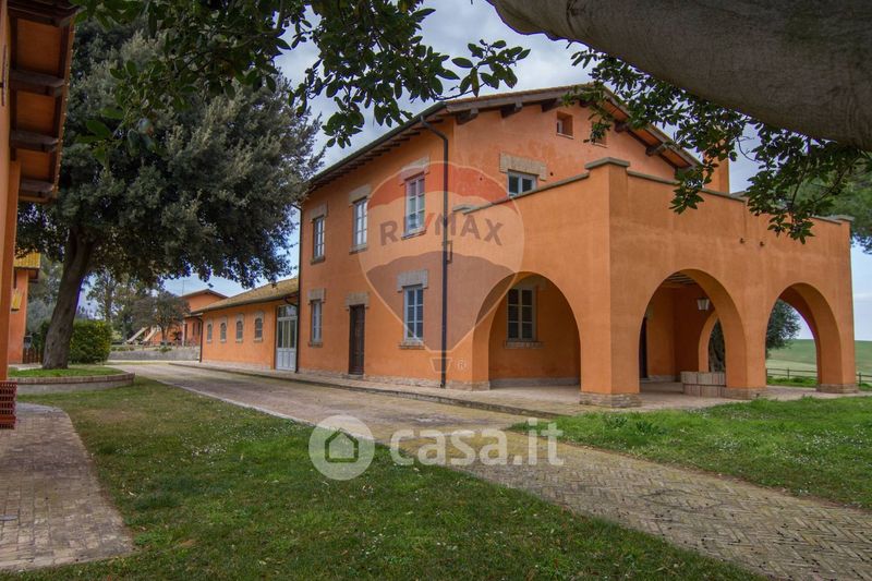 Rustici, Casali in vendita a Fiumicino in zona Tragliata-Tragliatella ...