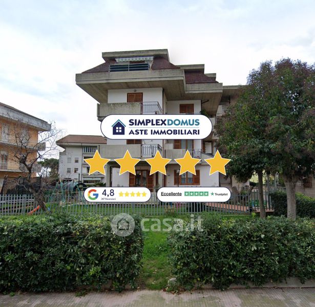 Quadrilocale in Vendita in Via Umbria a Grottammare - 102mq - Casa.it