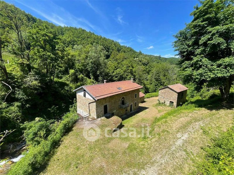 Edifici, stabili e palazzi in vendita a Lama Mocogno - Casa.it