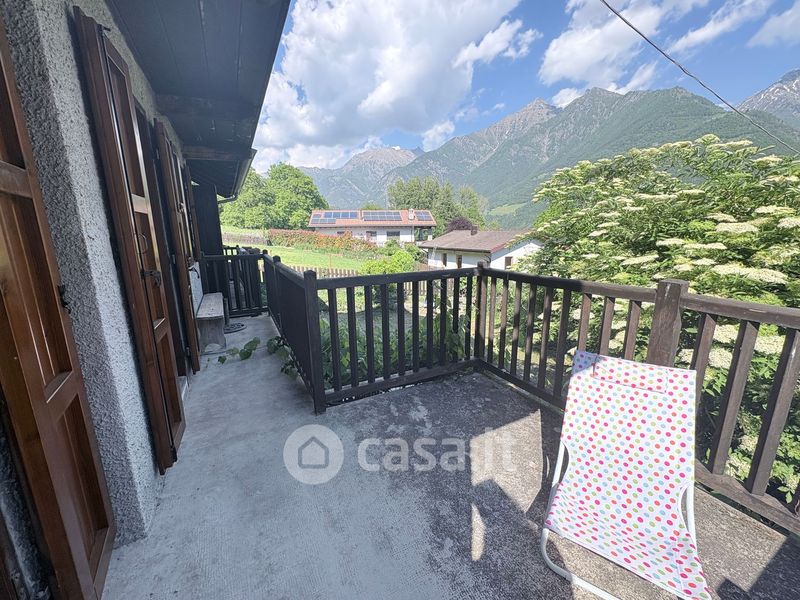 Bilocale in Vendita in Frazione Nabian 19 a Challand-Saint-Victor ...