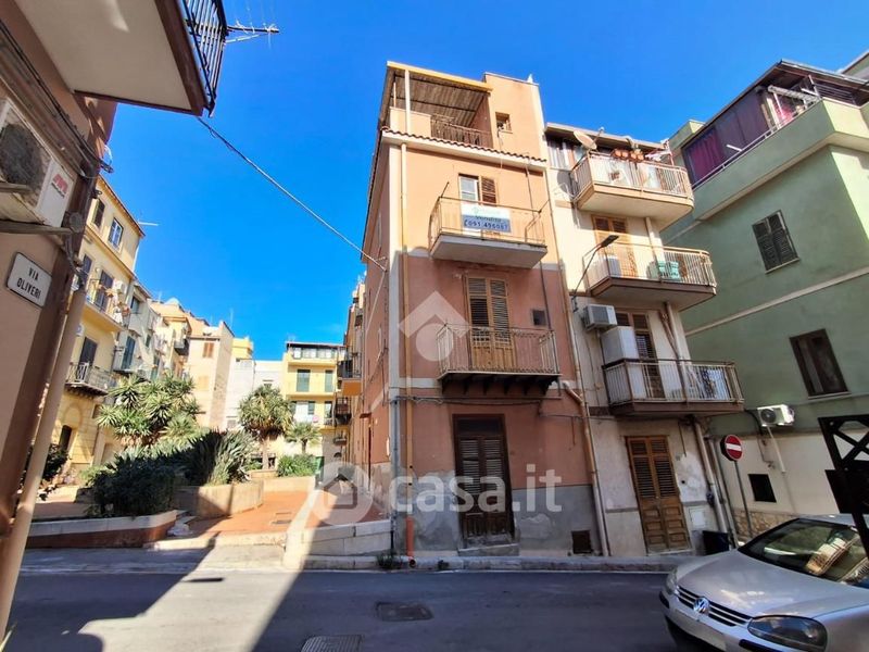 Case indipendenti in vendita a Santa Flavia in zona Ponticello - Casa.it