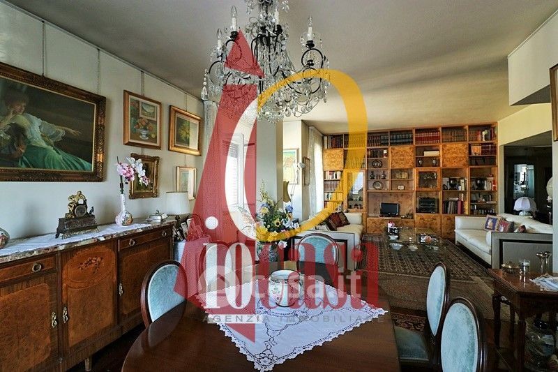 Nude proprietà a Milano vicino alle fermate della Metro M3 Linea Gialla ...