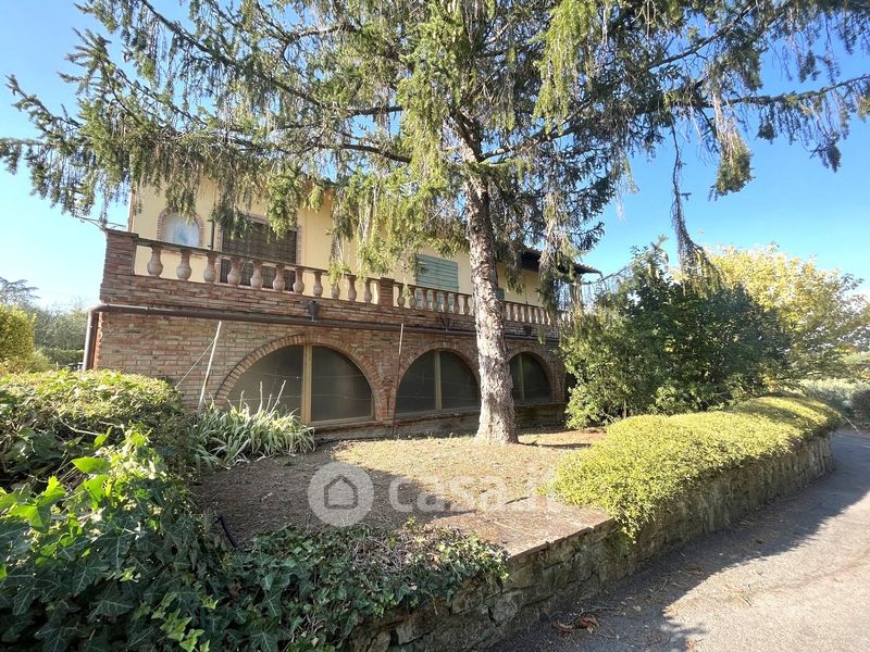 Ville in vendita nel quartiere Due Strade di Firenze - Casa.it