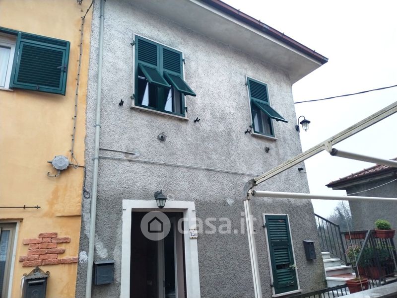 Trilocale in Vendita in Via Alessandro Corradi a Beverino - 40mq - Casa.it