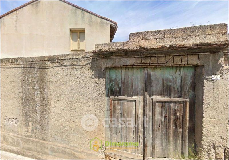 Appartamento in Vendita in Via Salvo D'Acquisto 1 a Samassi - 243mq - Casa.it