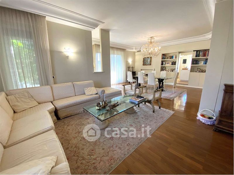 Ville in vendita a Novara in zona Torrion Quartara - Casa.it