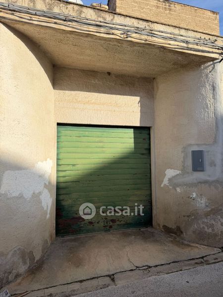 Box/posto auto in Vendita in Via Bileti Santoro 21 a Erice - 22mq - Casa.it