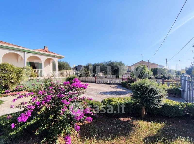 Villa in Vendita in Strada Provinciale 41 64 a Scicli - 250mq - Casa.it