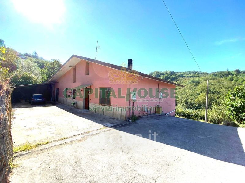 Case in vendita a Candida - Casa.it