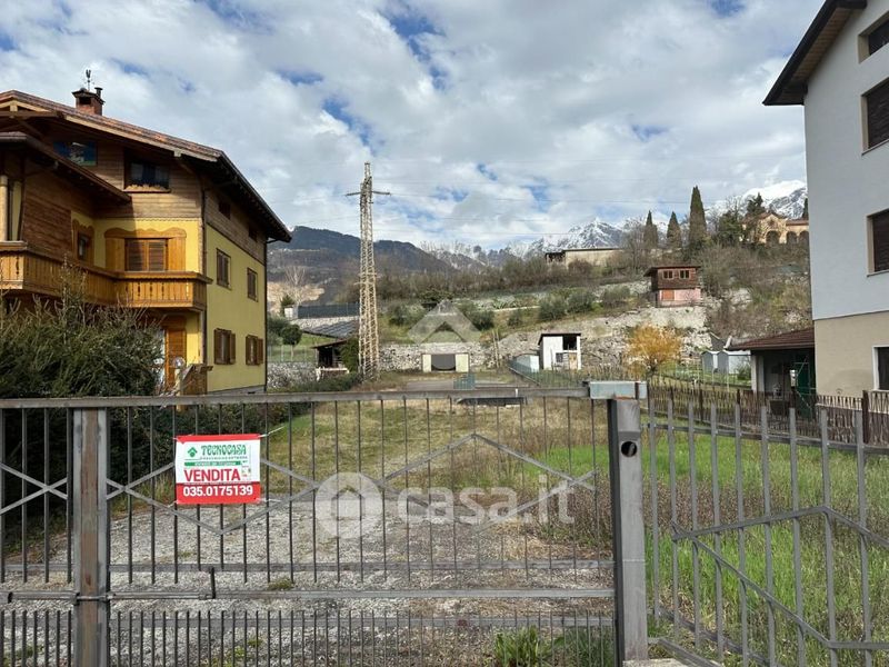 Capannoni in vendita a Berzo Inferiore - Casa.it