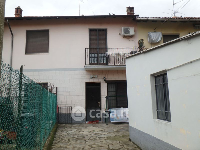 Villetta a schiera in Vendita in Via Roma 1 a Gambolò - 110mq - Casa.it