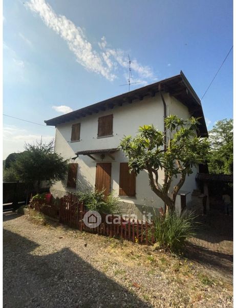 Case in vendita a Stradella in zona Casa Berni - Casa.it